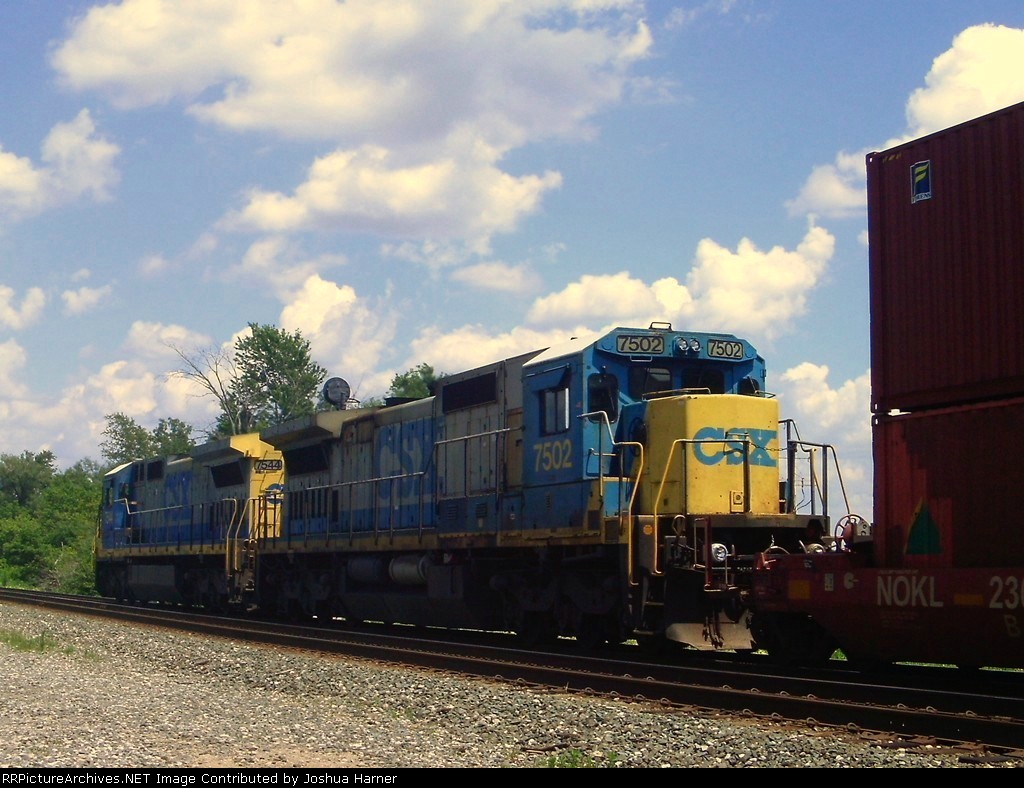 CSXT 7502